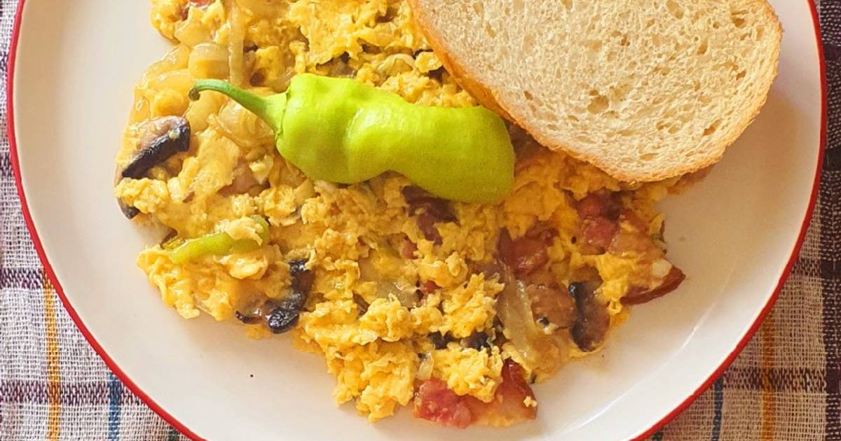 2 190 egyszerű és finom tojás rántotta recept - Cookpad receptek