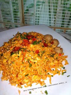 Resep Mie Tarempa Lembab Khas Kepulauan Riau oleh IzzaHan - Cookpad