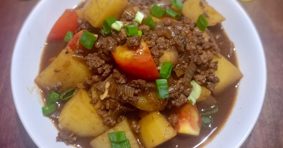 Resep Semur Daging Sapi Giling Kentang oleh yonita indrasary - Cookpad