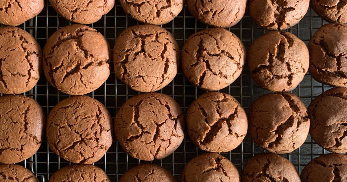 Chocolate Biscuits Recipe by Hiroko Liston - Cookpad