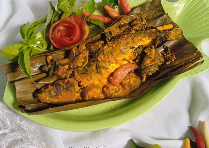 Resep Pepes Ikan Layang oleh Wati Wartini - Cookpad