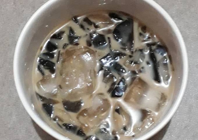 Resep Es cincau gula merah oleh Ani Brilian - Cookpad