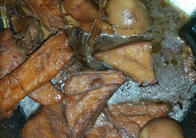 Resep Semur pendamping nasi uduk oleh nita nitz - Cookpad