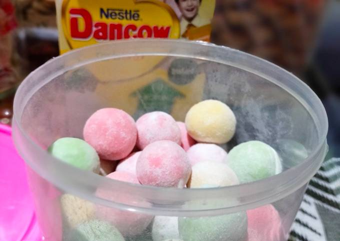 Resep Permen bola-bola susu oleh Queen's Kitchen - Cookpad