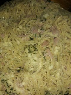 Fideos Al Pesto 15' Receta de Martina Di Trento- Cookpad