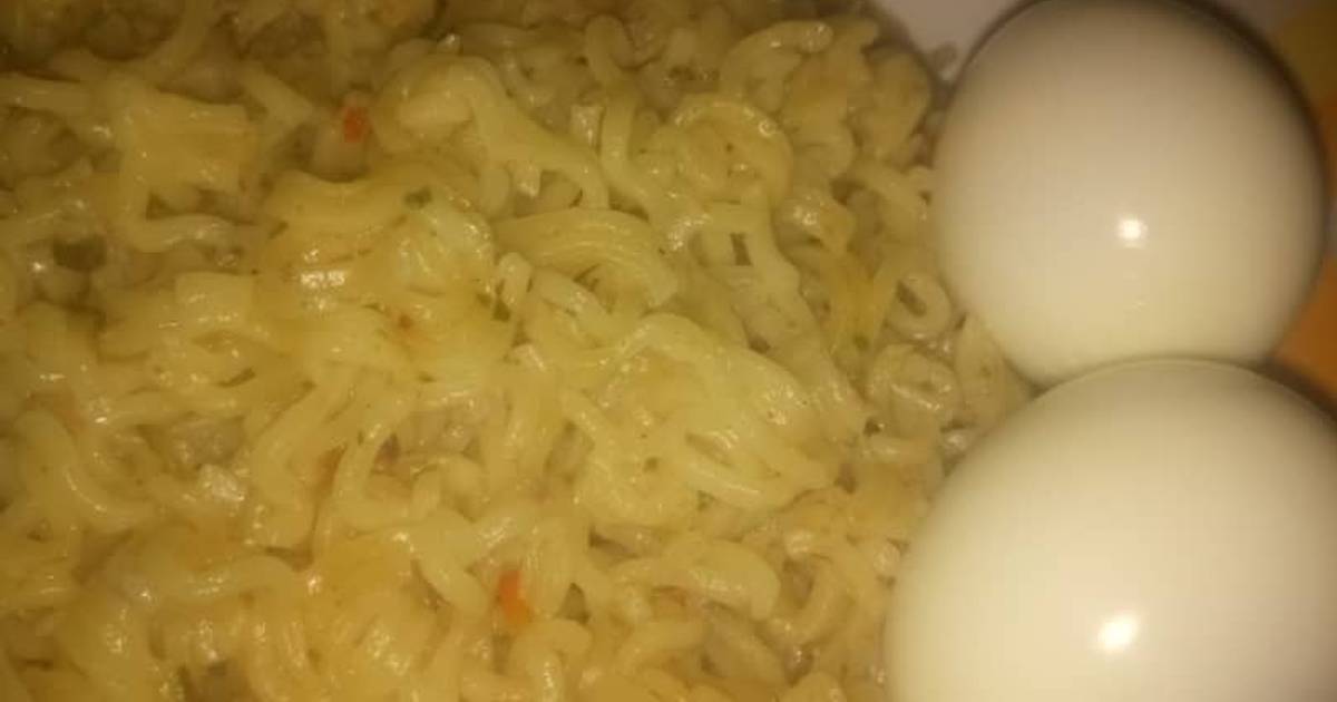 Indomie with egg Recipe by Maryam Ahmad - Cookpad