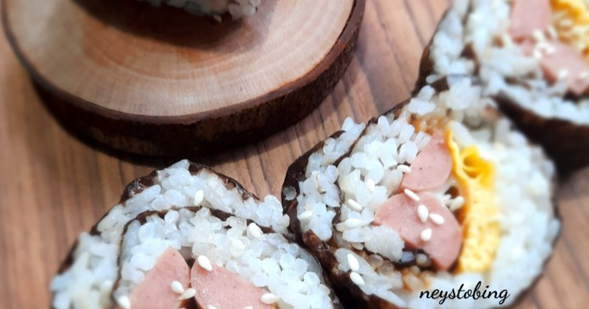Resep 466. Sushi (Nasi Gulung) Sederhana (Bekal Anak Sekolah) oleh 𝚗𝚎𝚢 𝚜𝚊𝚗𝚝𝚒 𝚝𝚘𝚋𝚒𝚗𝚐 - Cookpad
