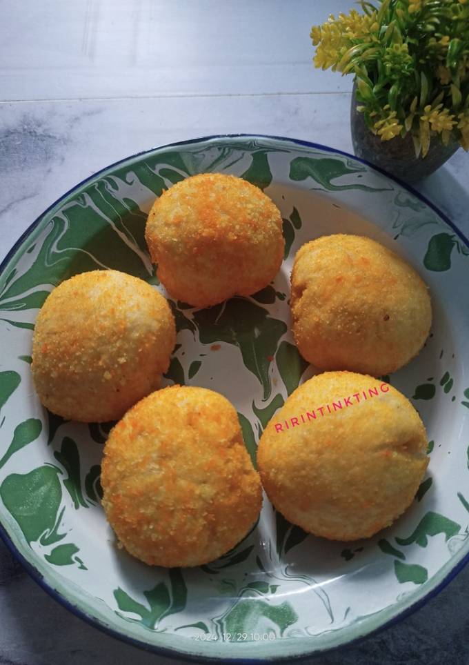 Resep Roti goreng Manis (20 Sendok) oleh bundanyakembar - Cookpad