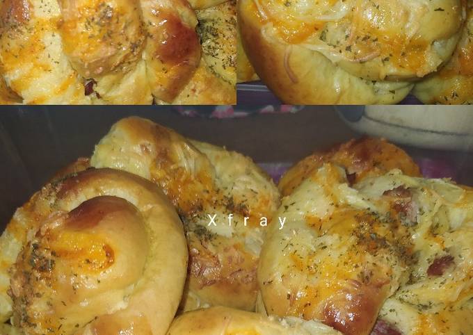 Resep Roti Manis Topping Gurih oleh AfifahAfrh18 - Cookpad