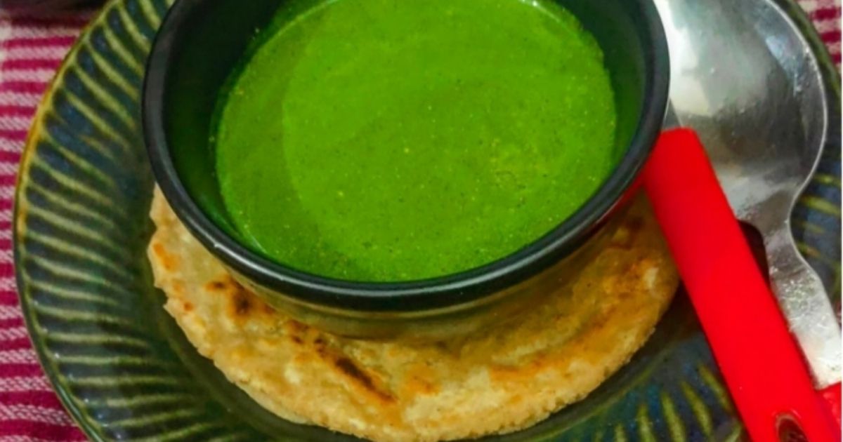Comforting Palak Curry/ Spinach Curry Recipe by Navnita Jaiswal - Cookpad