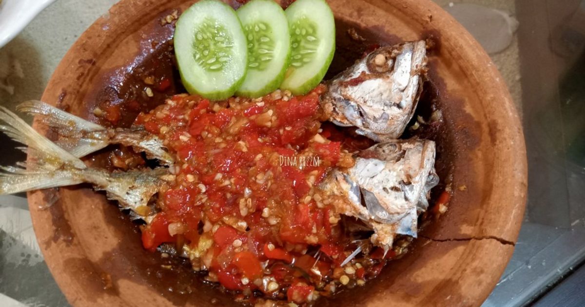 Resep Sambal Gami Ikan Kembung oleh dina rizzm - Cookpad