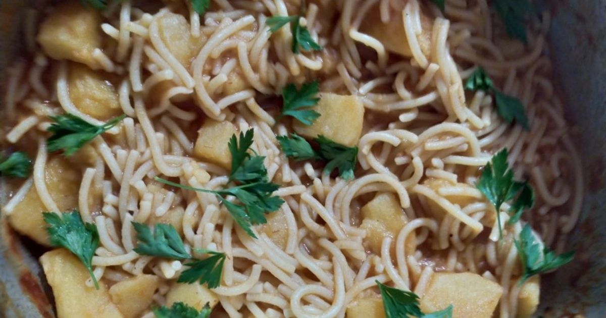 Fideo Con Papas Receta de Paty Salinas - Cookpad