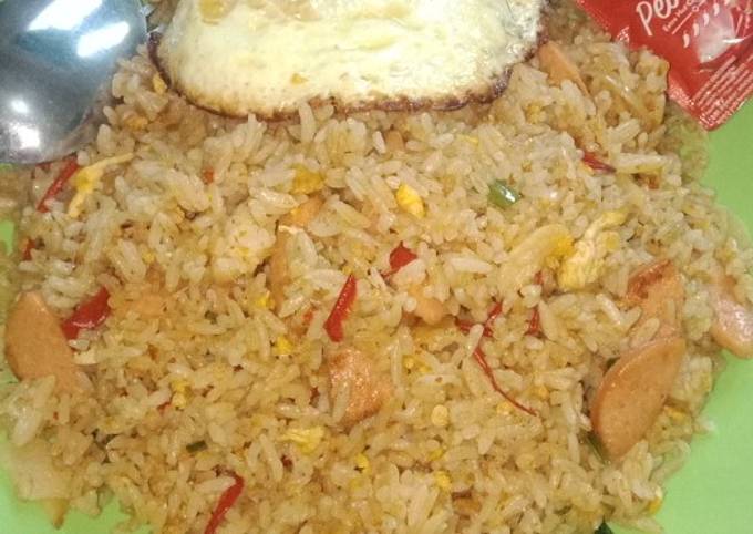 Resep Nasi goreng solaria oleh anggi putriana - Cookpad