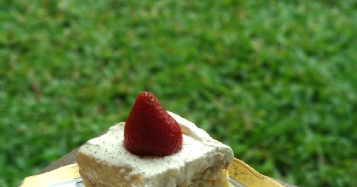 Resep Tres Leches Cake oleh Zuhaira Zamila - Cookpad