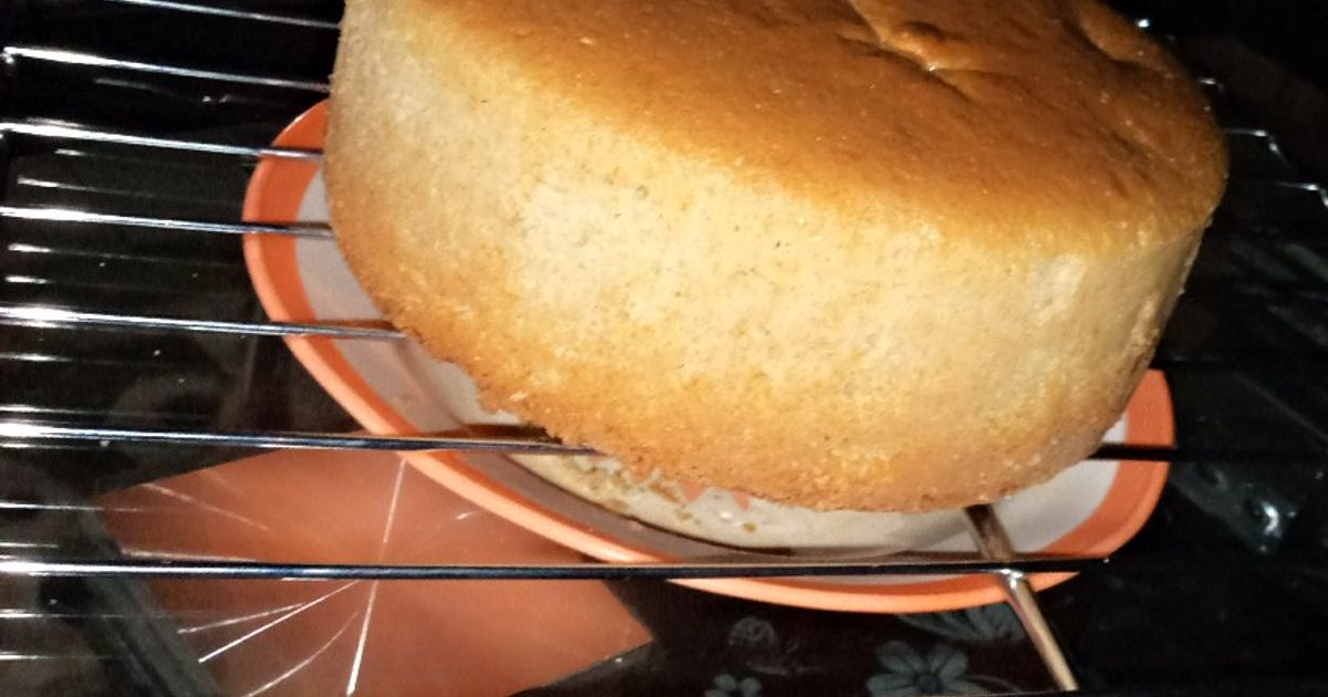 Oil Based Vanilla Cake Recipe Recipe by Hamzab Kitchen - Cookpad