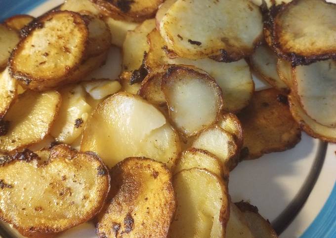 German Style Potatoes Recipe by skunkmonkey101 - Cookpad
