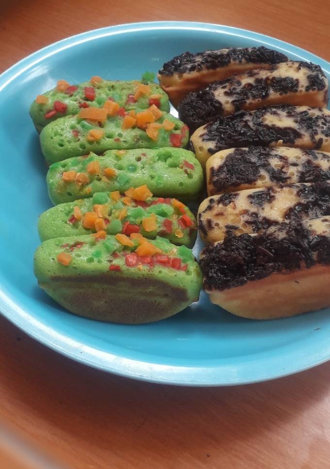 Resep Pukis Pandan vanilla, enak lembutt berserat dan bersarang 💚💛 oleh Yulia Dewi - Cookpad