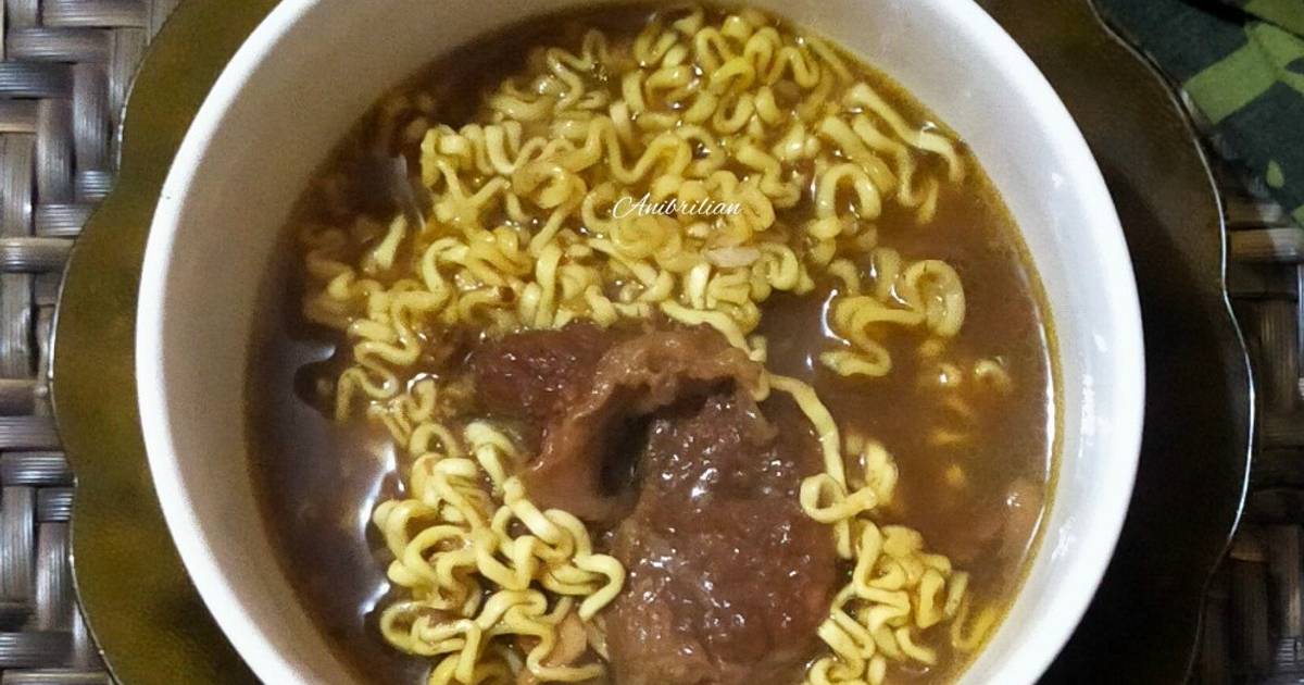 Resep Mie daging(mie kuah semur daging homemade) oleh Ani Brilian - Cookpad