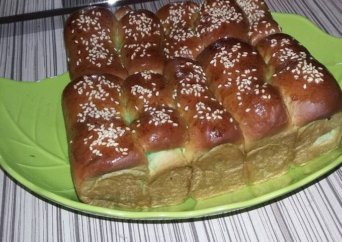 Resep Roti Pandan Isi Pisang Coklat Oleh Fyan Novitasari Cookpad