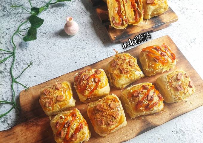 Resep Bolen Smoked Beef oleh Dapur Halal (Indri) - Cookpad
