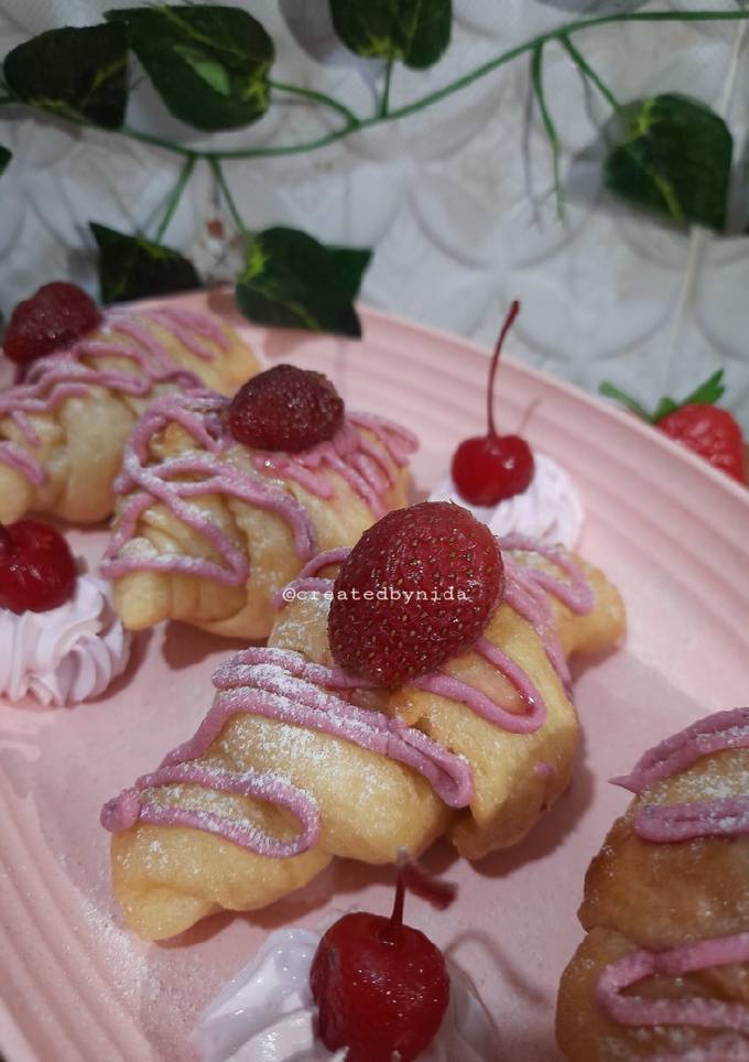 Resep Donat Croissant Vla Cream Cheese oleh Nida Situmorang - Cookpad