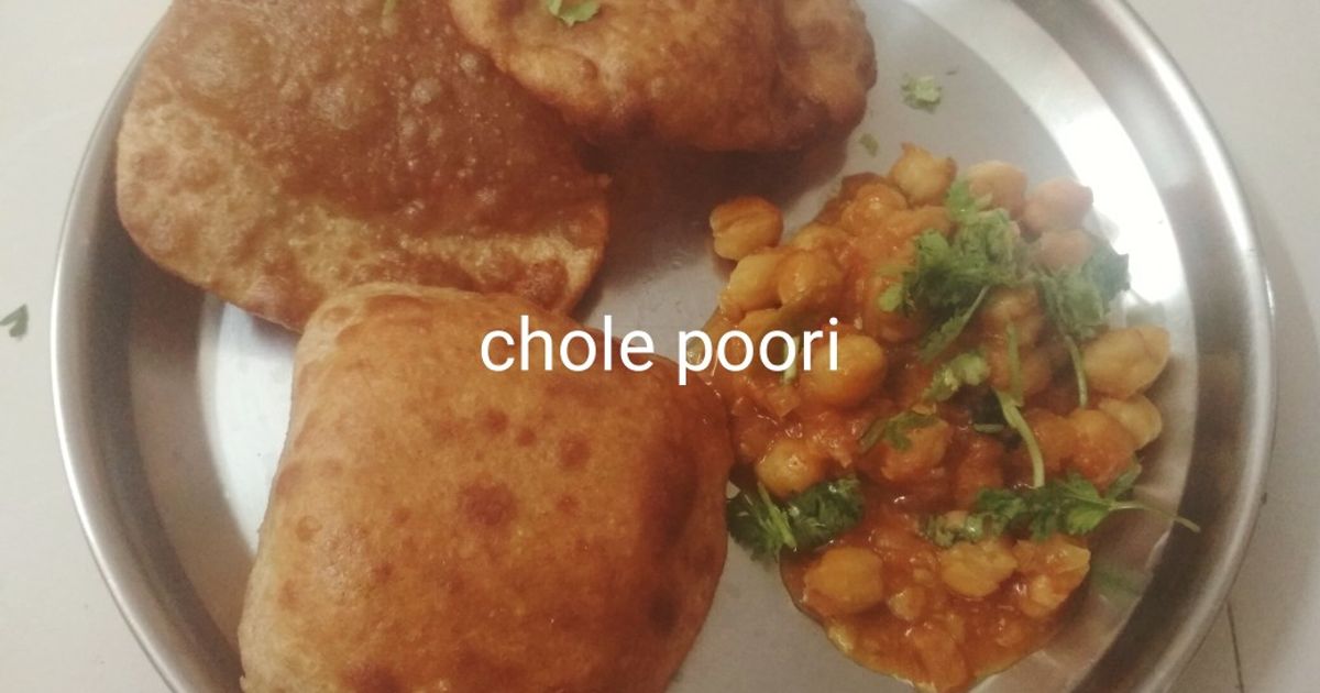 Quickfix Dinner Chole Poori Recipe by Sharadha Sanjeev - Cookpad