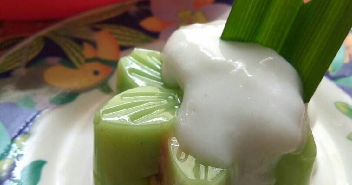 Resep Talam Pisang Ijo oleh Widynaura - Cookpad