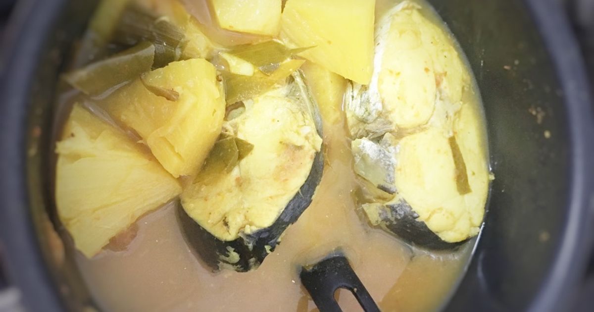 Resep Asam Rebus Nanas & Ikan oleh ummu rayyan - Cookpad