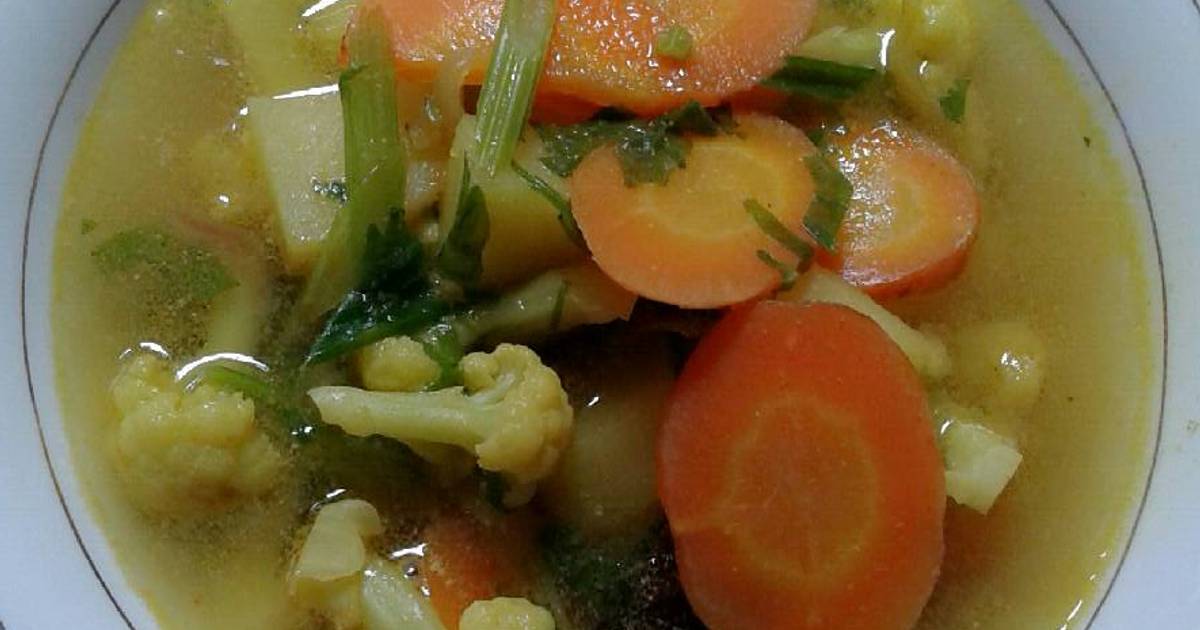 Resep Sop Sayuran oleh Rahmaniar - Cookpad