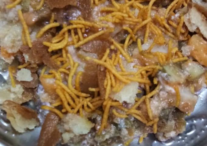 Dahi bhalla papdi Recipe by Deepti Kulshrestha - Cookpad