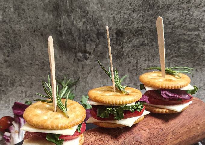 Resep Cheese Canape oleh Chef Anto - Cookpad