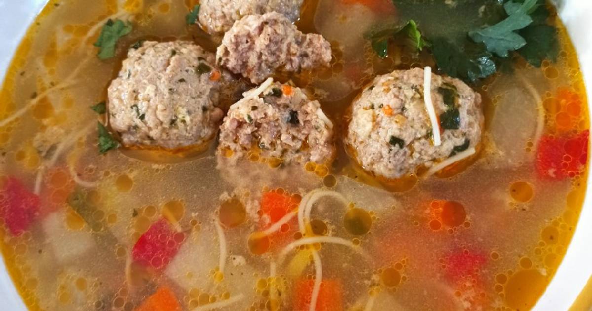 Húsgombóc leves | Magyarné Nyírő Kati receptje - Cookpad receptek
