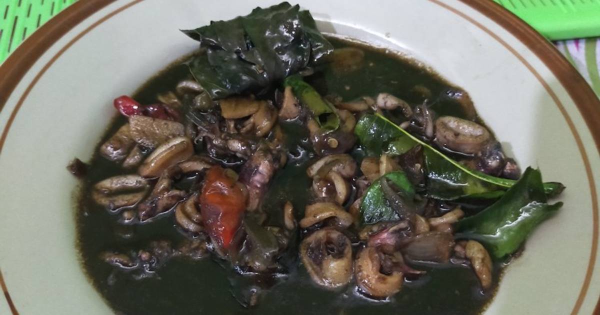 Resep Cumi item.. oleh Dapur OchaQila - Cookpad