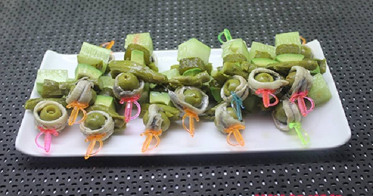 Pinchos de boquerones con pepino Receta de jorbasmar- Cookpad