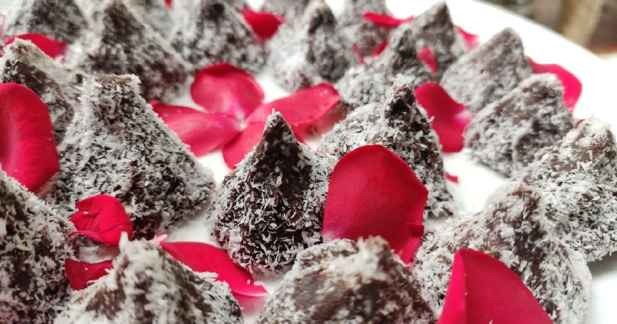 Ganpati Special Chocolate Coconut Modak Recipe by Chef Atharv Kulkarni ...