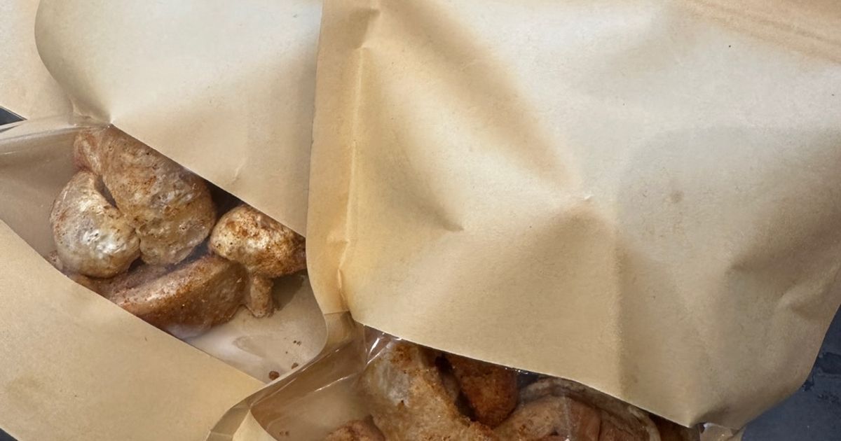 Best Ever Pub Pork Scratchings £1.25 In Shops For 65 Gr I Made 200 Gr ...
