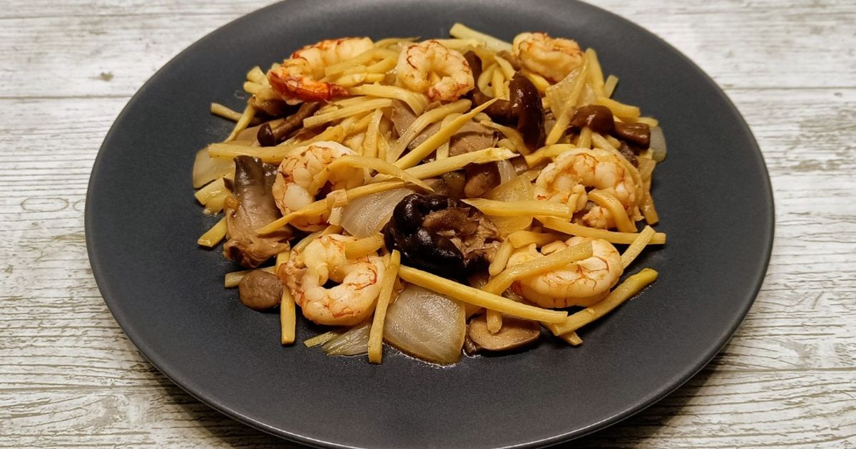 Salteado De Gambas, Bambú Y Setas Receta de Foodie Orc