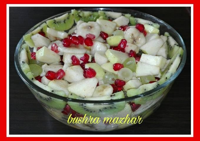 Mixed Fruit Chaat Recipe by Bushra Mazhar - Cookpad