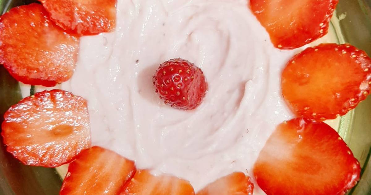 Aparna Dave દ્વારા રેસીપી સ્ટ્રોબેરી મઢો (Strawberry Mattho Recipe In ...