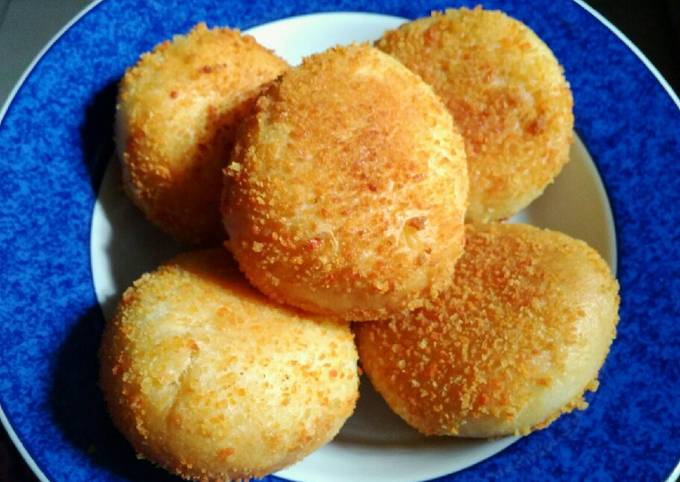 Resep Roti goreng coklat keju oleh Umi Vivi - Cookpad