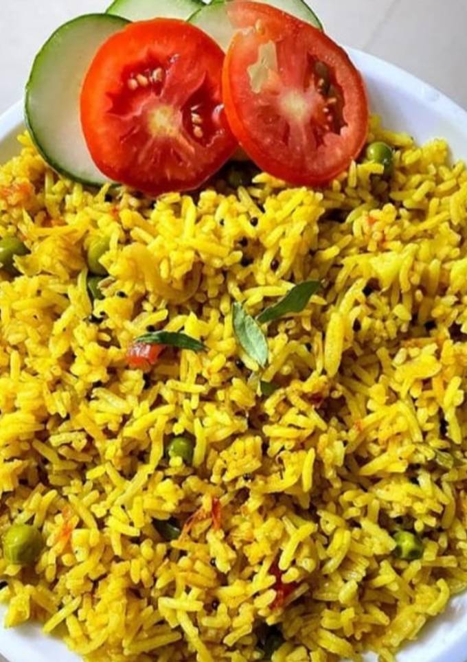 Shahi Veg Pulao | Hydrabadi Shahi Pulao Recipe Recipe by Priya Jain ...