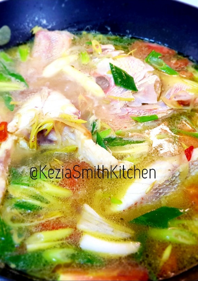 Resep Sup Ikan Kakap Merah oleh PAWON KEZIA ( Kezia's Kitchen ) - Cookpad
