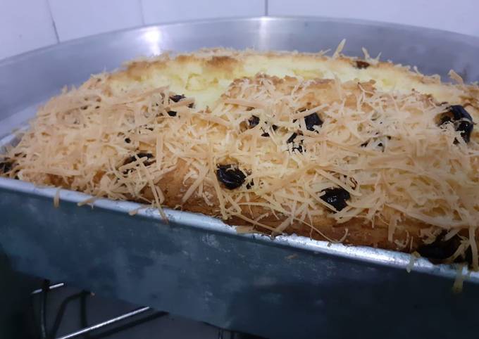 Resep Bolu tape keju lembut dan gurih oleh Zhainal Abidin - Cookpad