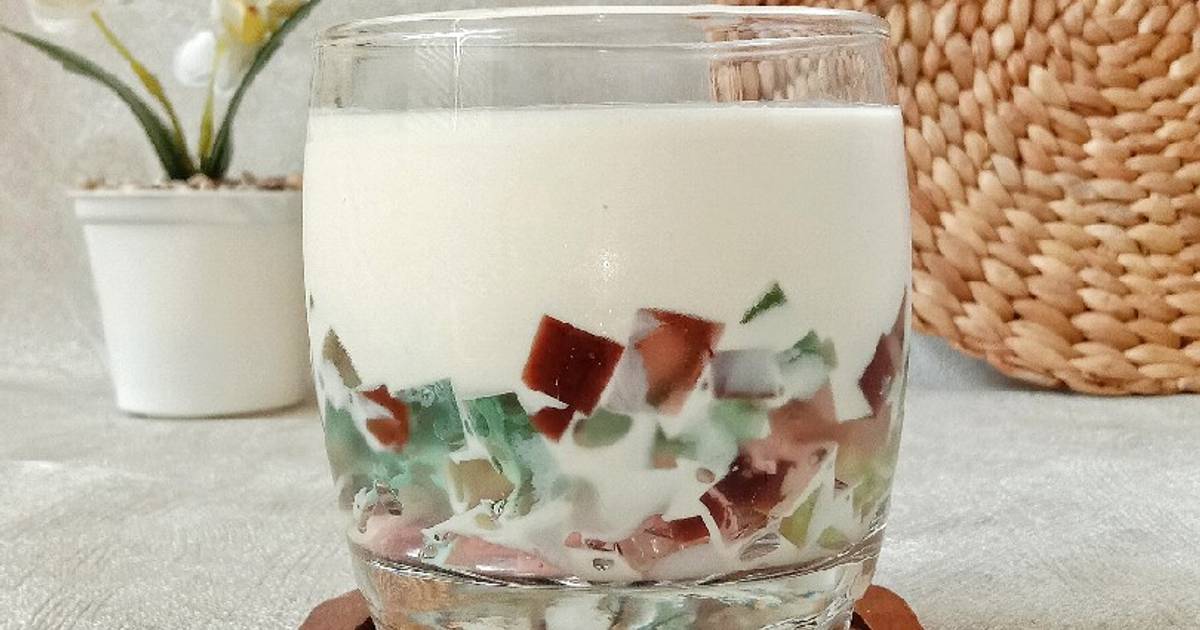Resep Es Susu Jelly oleh Anggraini Oktora - Cookpad