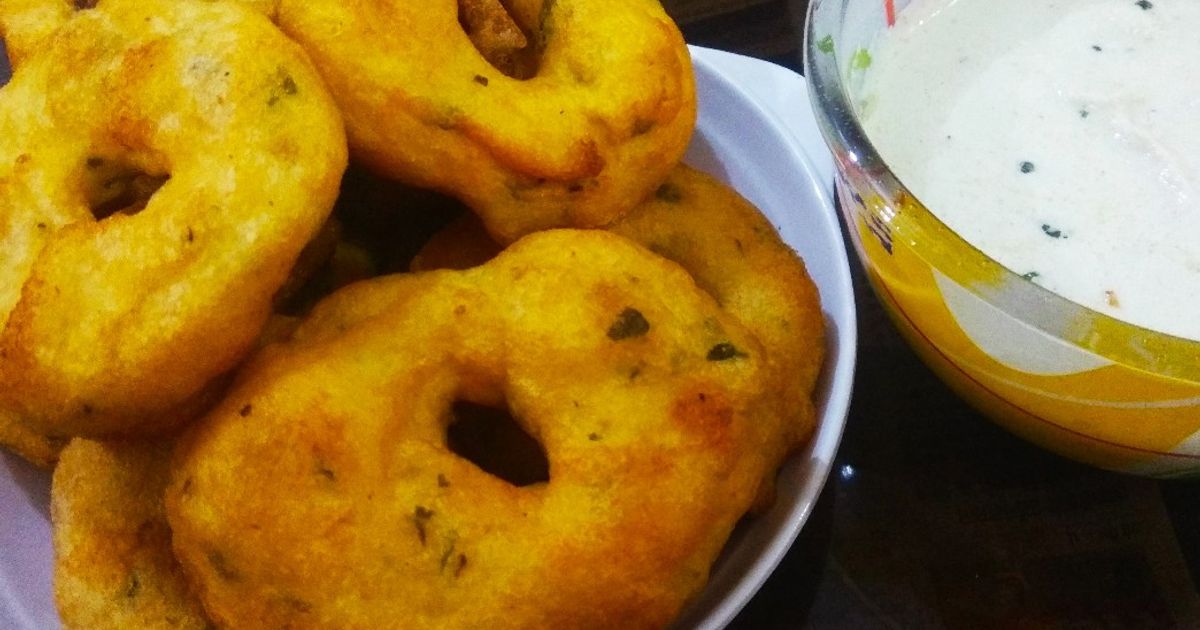 Medu Vada Urad Dal Vada Recipe by Neha Dua - Cookpad
