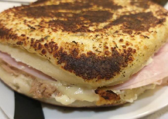 Focaccia rellena Receta de Carlos Torres- Cookpad