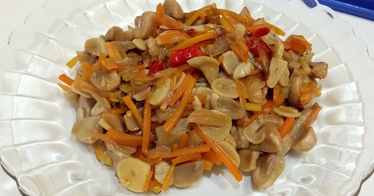 Resep Tumis Jamur Merang & Wortel oleh Lela - Cookpad