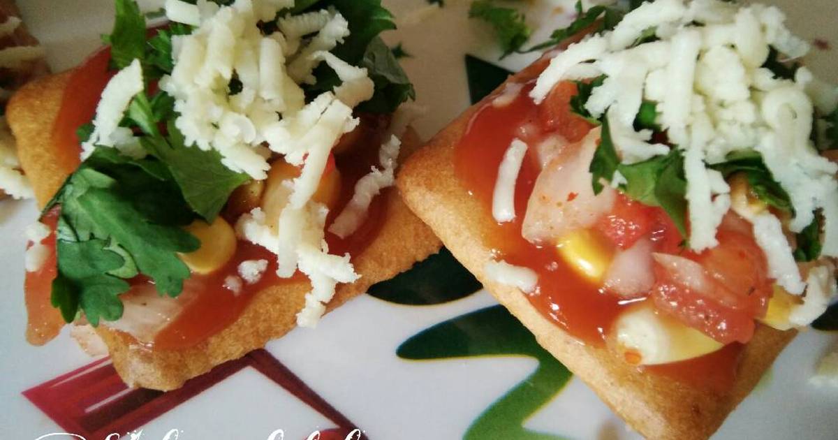 Biscuit Canapes Recipe by Ashvini Singh - Cookpad