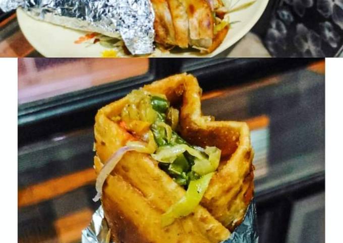 Veg roti roll Recipe by Bhavna Rahul Gupta - Cookpad