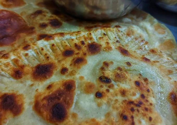 Aloo ka paratha Recipe by Maha Faraz - Cookpad